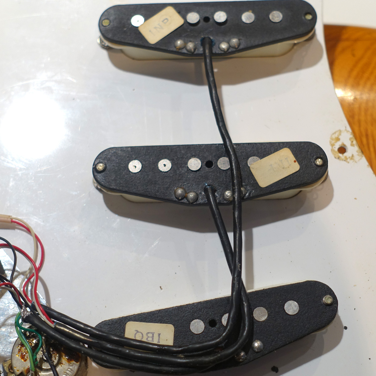 【中古】Fender / 1975 Stratocaster Modified Natural Maple Fingerboard【4.16kg】【S/N:691541】 | イシバシ楽器 ...